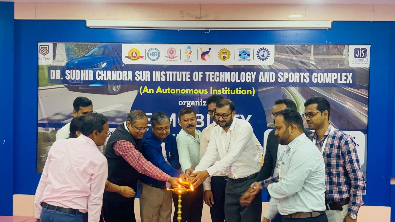 “E-Mobility Synergy 2025” Marks a New Chapter in Industry-Academia Collaboration at SURTECH ...